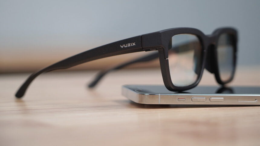 Vuzix Ultralite Android iOS VRDigest
